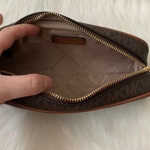 Michael Kors | Bags | Michael Kors Signature Pencilcosmetic Case In ...